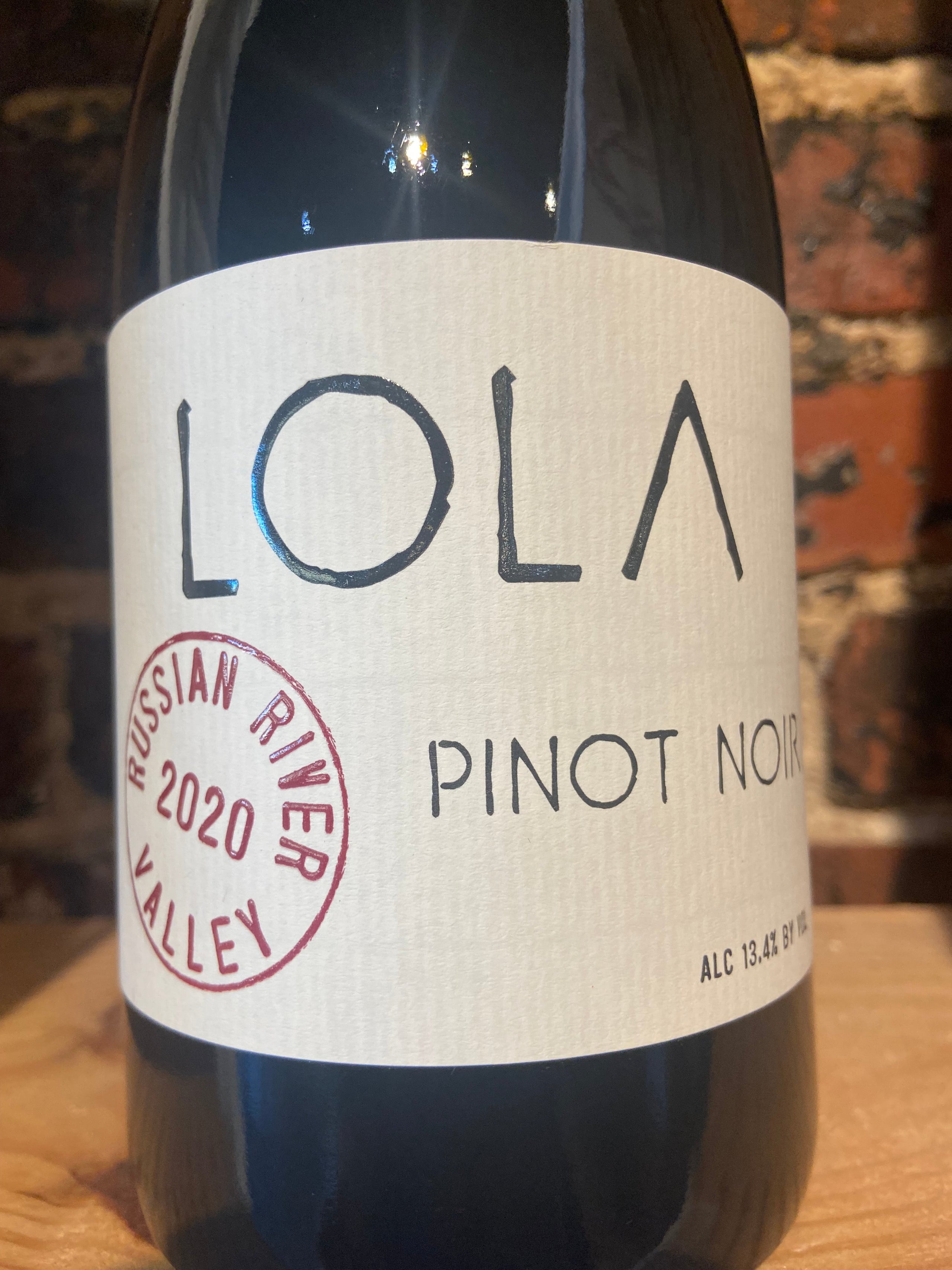 Lola Pinot Noir 21 os | Grapevine Wines